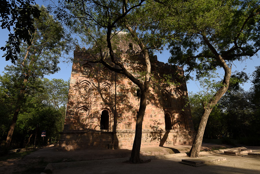 Bagh-I-Alam Ka Gumbad Tomb, Delhi, India