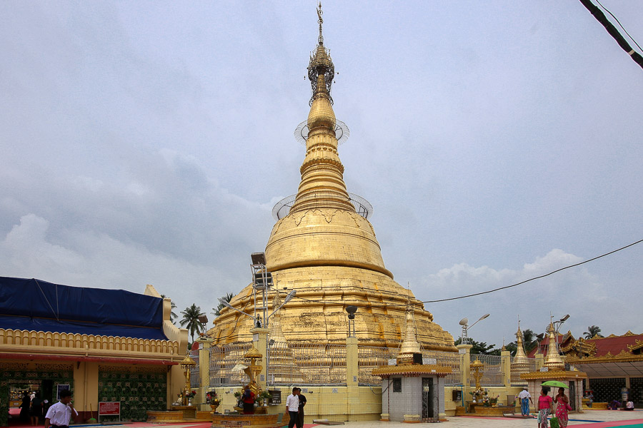 Botataung Pagoda, Yangon, Myanmar