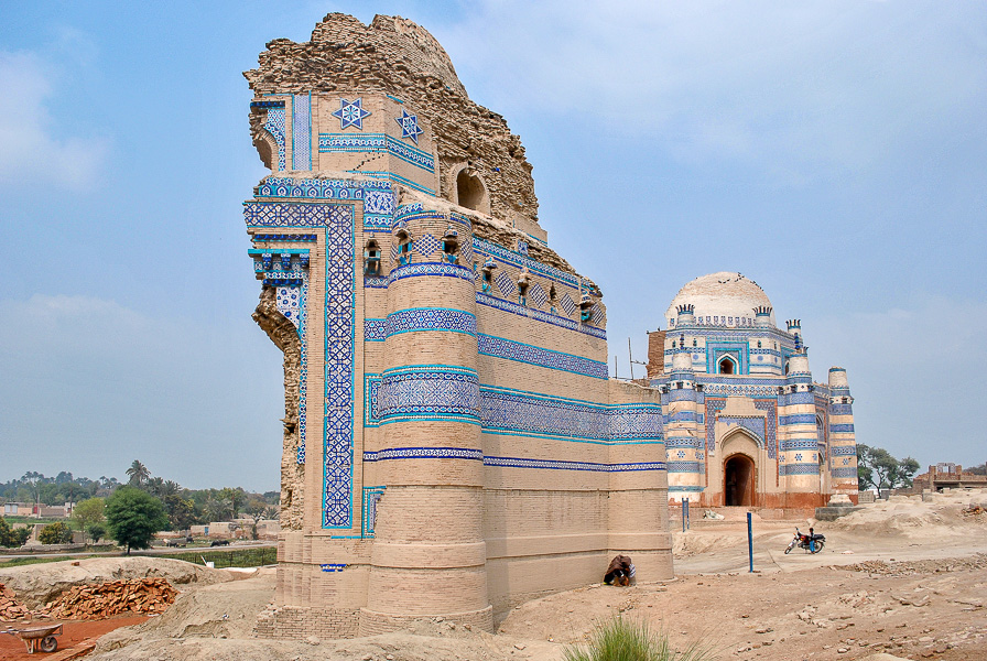 Baha'al-Halim Tomb, Uch Sharif, Pakistan