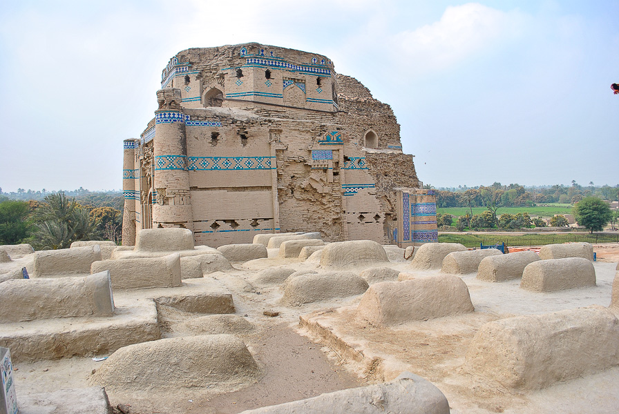 Ustad Nuriya Tomb, Uch Sharif, Pakistan