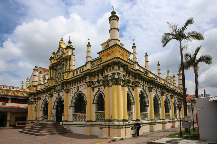 Singapore: Traditional and Historical Architecture